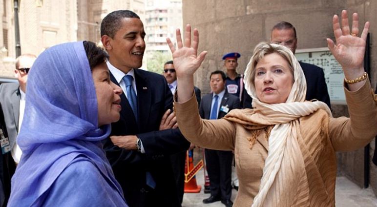 Jarrett & Obama Even Live Together - She Is Said To Be Fixated On ...